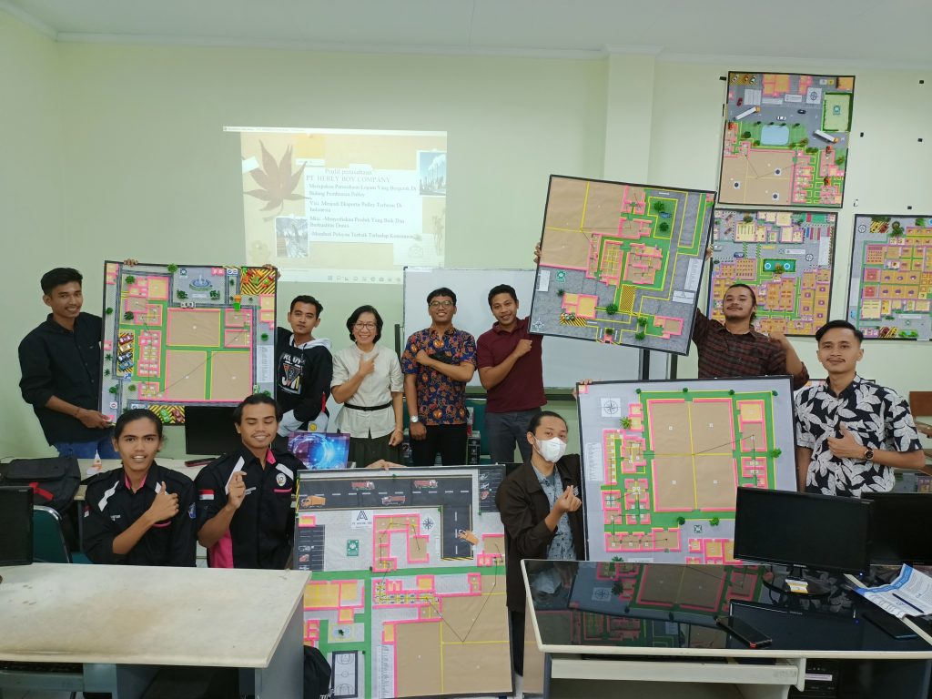 Laboratorium Menggambar Teknik & PTLF - Teknologi Industri D3